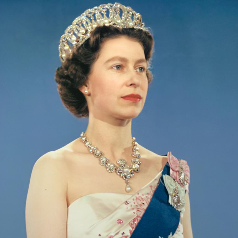 Tea Time With the Queen by Alex Ayers | Suno